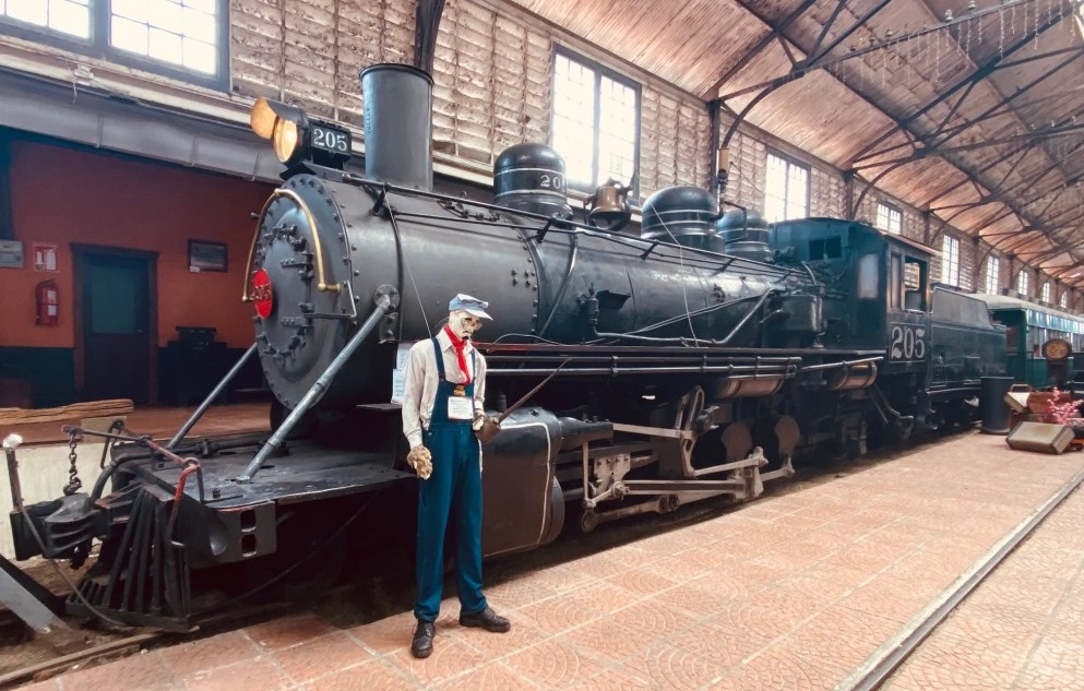 Guatemala City Railway Museum – Trains To Beyond